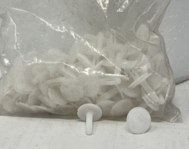 Lagler Plastic Pins Trio P950 – Pro Wood Floor Supply Inc